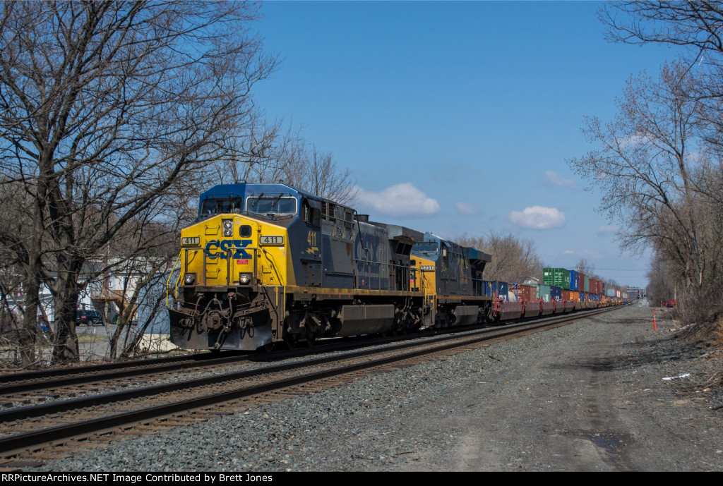 CSX Q114
